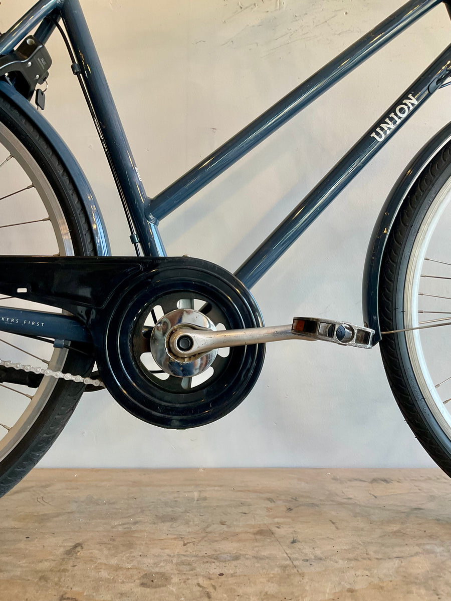 Kris- Step-Through Style Dutch Bike - LARGE 22” - Union – Go Dutch Bikes