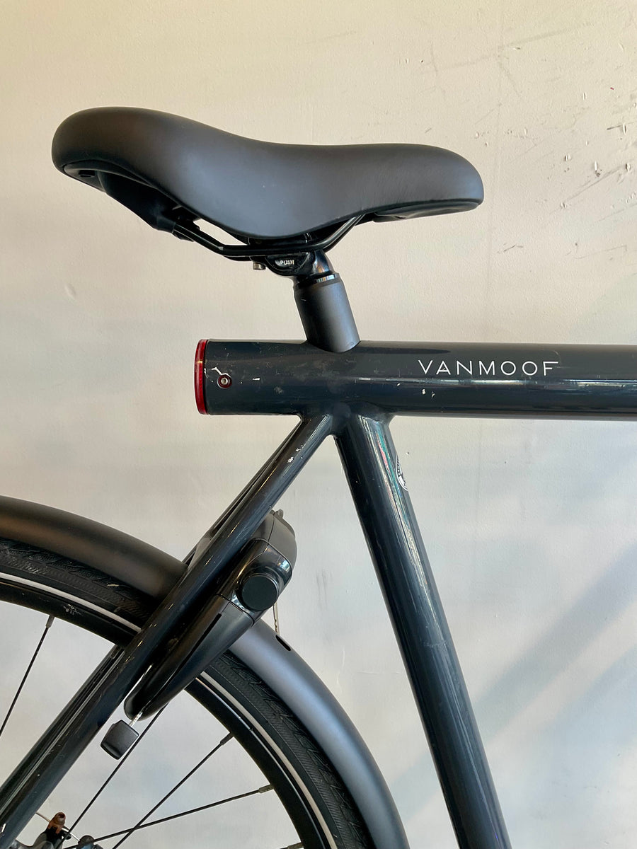VanMoof - Crossbar Style Dutch Bike - Large - 23" - Mitchel – Go Dutch ...